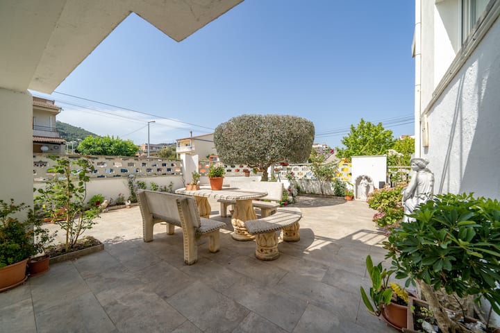 Homeholidaysrentals Dona - Costa Barcelona - Pineda de Mar