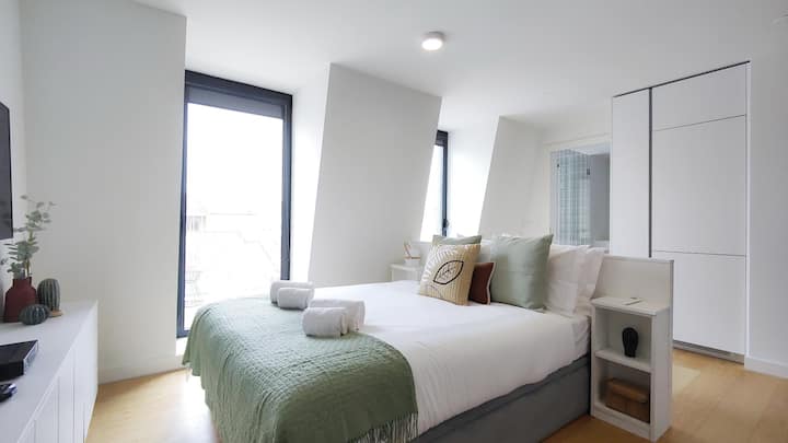 Amazing Stylish Studio Apt W Ac Balcony - Campo de Ourique