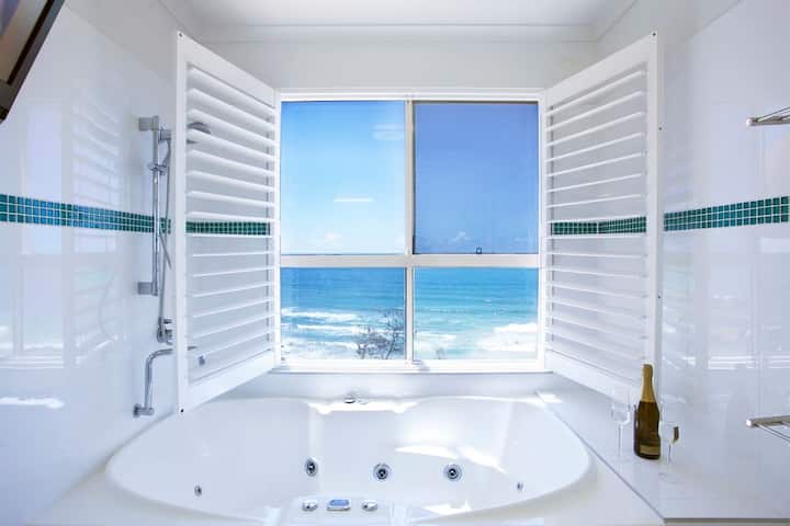 Villa Seascapes - Amazing Ocean Views - Coolum Beach