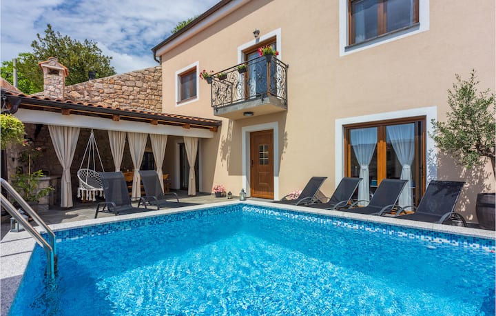 Amazing Home In Grizani With Sauna - Crikvenica