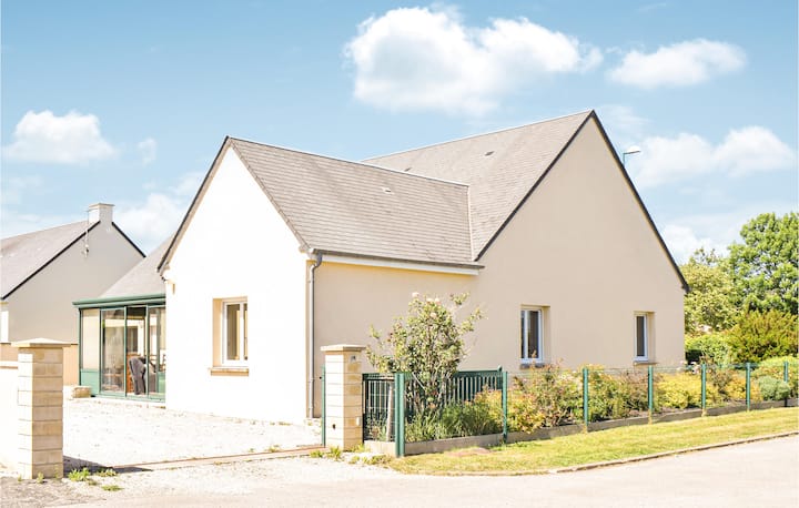 Beautiful Home In Sainte-mère-église - Sainte-Mère-Église