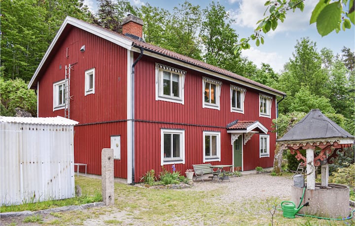 Awesome Home In Asarum With Wifi - Karlshamn