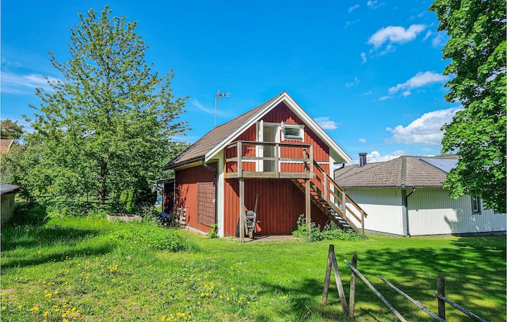 1 Bedroom Cozy Apartment In Gullspång - Ruotsi