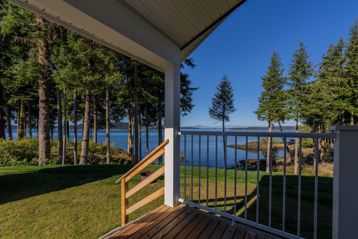 09 - Kingfisher Cottage By The Sea At Alder Bay - Port McNeill