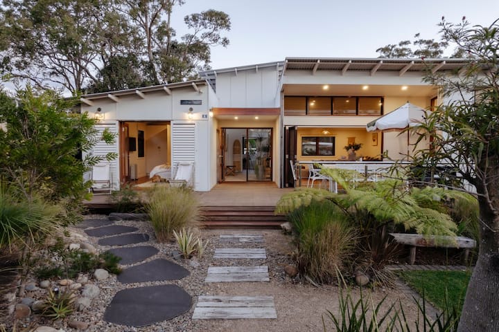 Oyster Catcher Huskisson - Huskisson