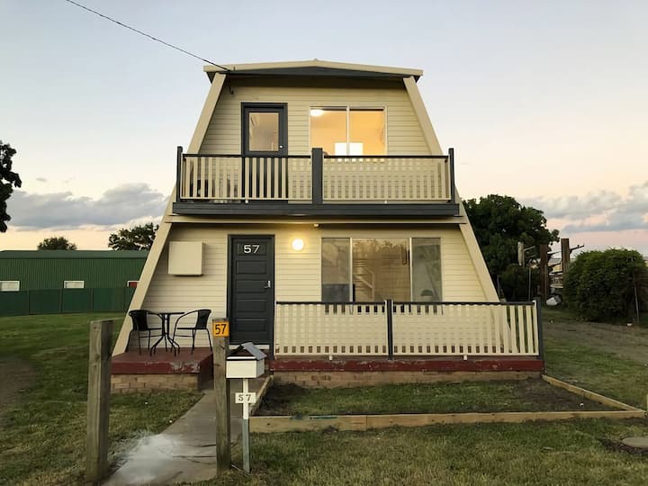 Top 10 Airbnb Vacation Rentals In Uralla, Australia - Updated 2024 | Trip101