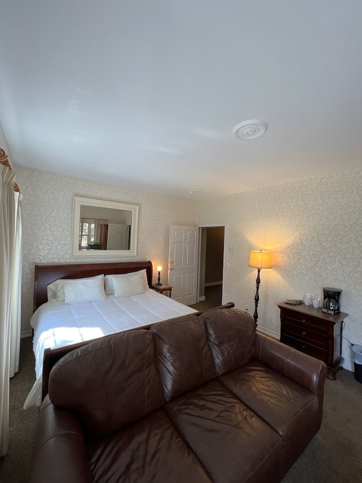 Breck Boutique Hotel - King Suite #7 Ha - Breckenridge, CO