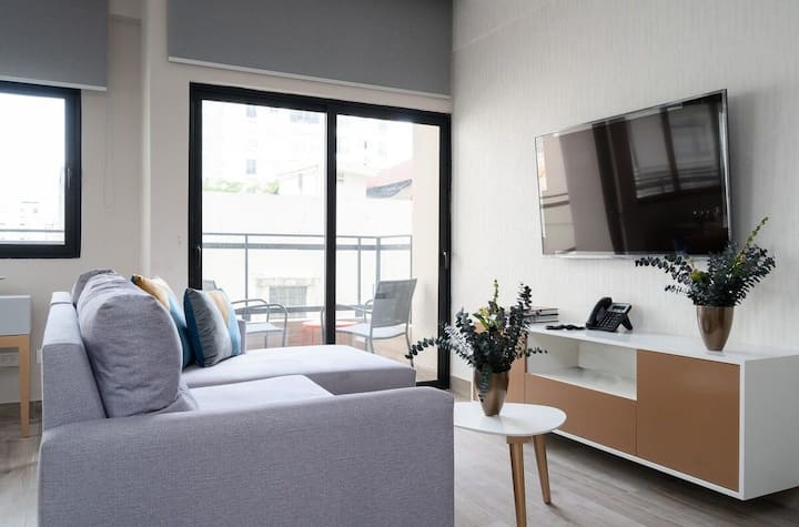 Regatta Living 2br W/ Pool & Kingbed By Yellowkey - Santo Domingo