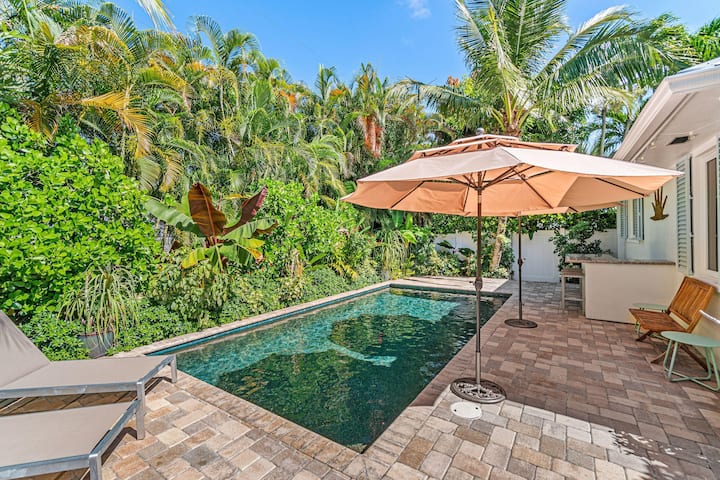 Tropical Pool Home Steps To Intercoastal - Lush - Delray Beach, FL