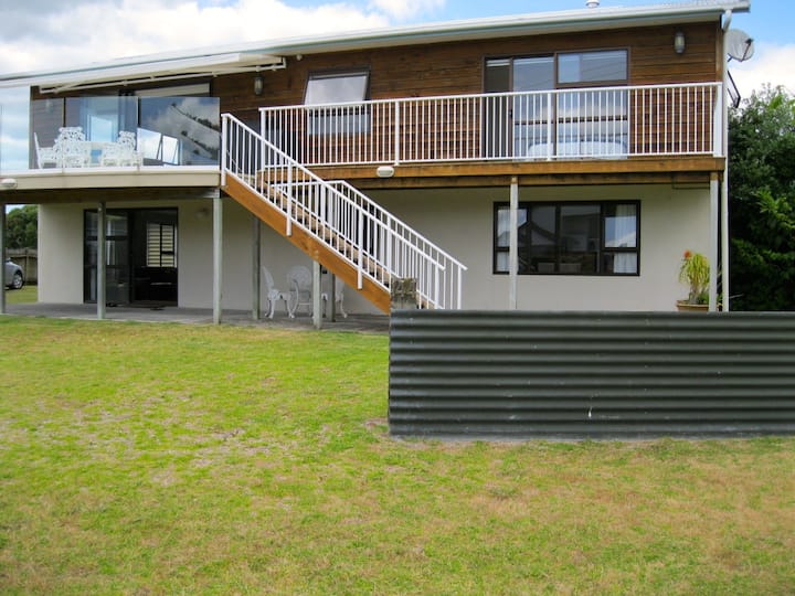 Cooks Beach Gem - Cooks Beach Holiday Home - Hahei