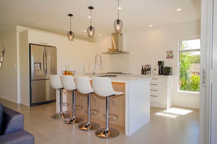 Paradise At Pauanui - Pauanui Holiday Home - Tairua