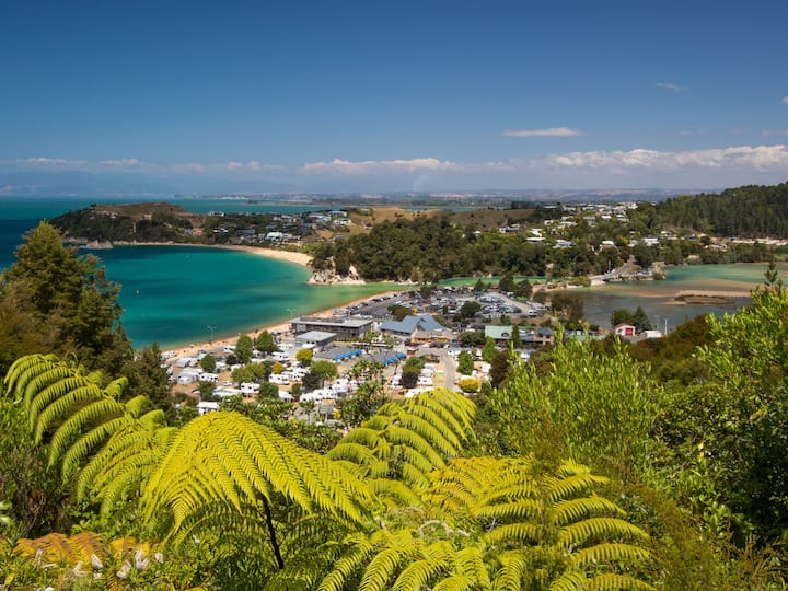 The Glass House - Kaiteriteri Holiday Home - South Island