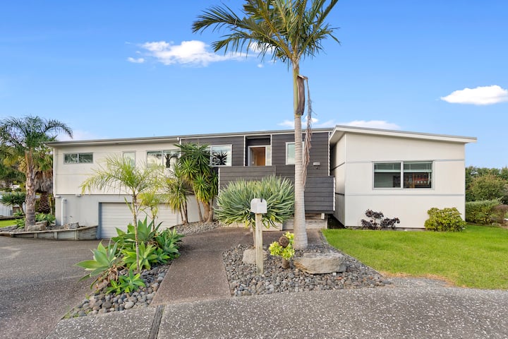 The Nautical Bach - Mangawhai Heads Holiday Home - Mangawhai Heads