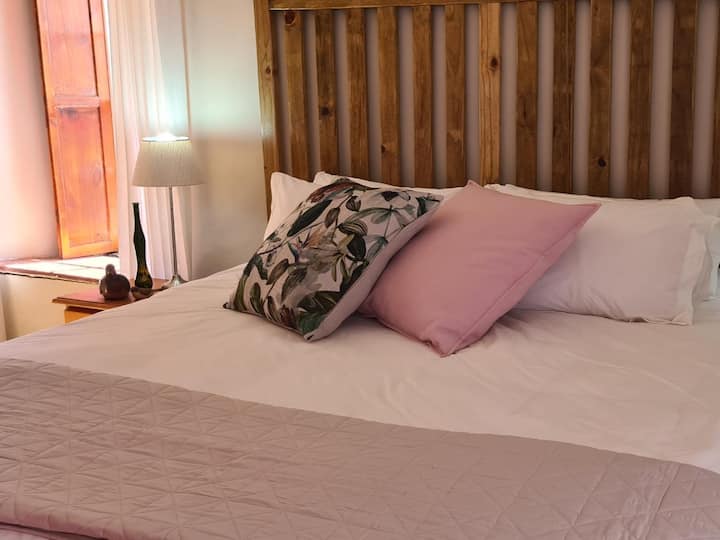 Private Entrance & Pet Friendly - Napier, South Africa