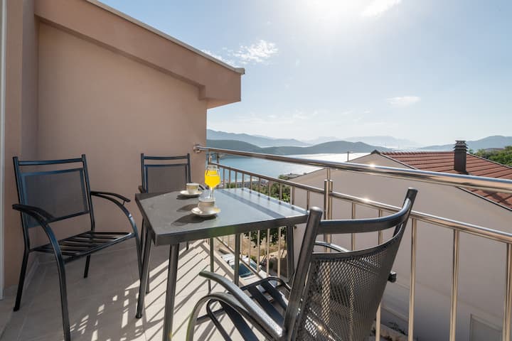 Apartments Glorija - Apartment With Balcony - Neum