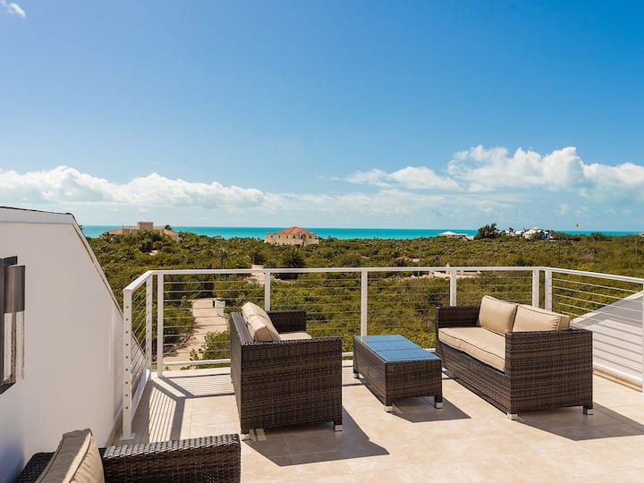 Surf Lodge Luxury Villa - Turks and Caicos Islands
