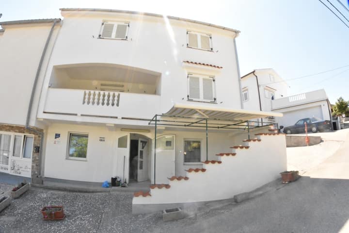 Apartments Rolf - Comfortable Apartment With Balco - Lopar