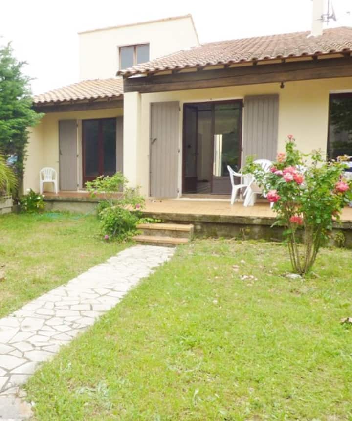 Maisons & Villas Pour 8 Personnes - La Grande-Motte