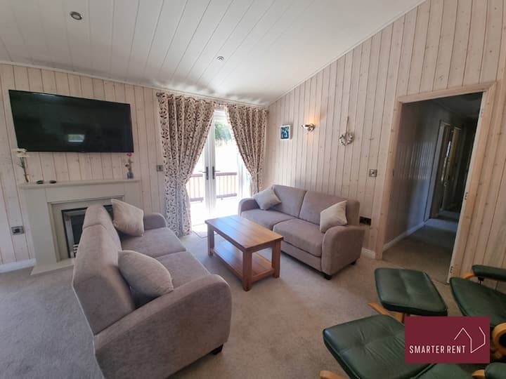 Milford On Sea - 4 Bedroom Lodge - Lymington