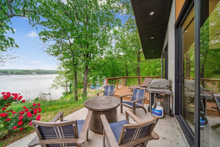 Lakeside Modern Luxury W/lake Views - Grove, OK
