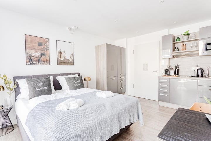 Köln Friesenplatz | Suite S + Courtyard View - Cologne