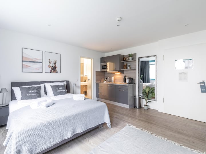 Köln Friesenplatz | Suite M + Courtyard View - Cologne