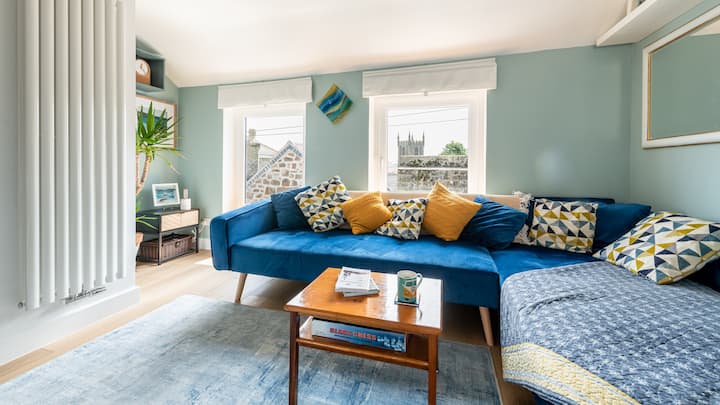 Kiama, A Stylish Two Bedroom Cottage In The Heart Of St Ives - 聖艾夫斯