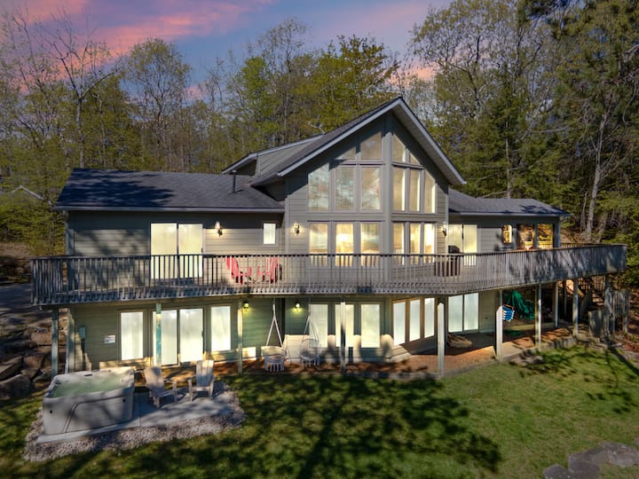 Getaway Cottage Lake Front Muskoka Room Kayaks! - Algonquin Provincial Park