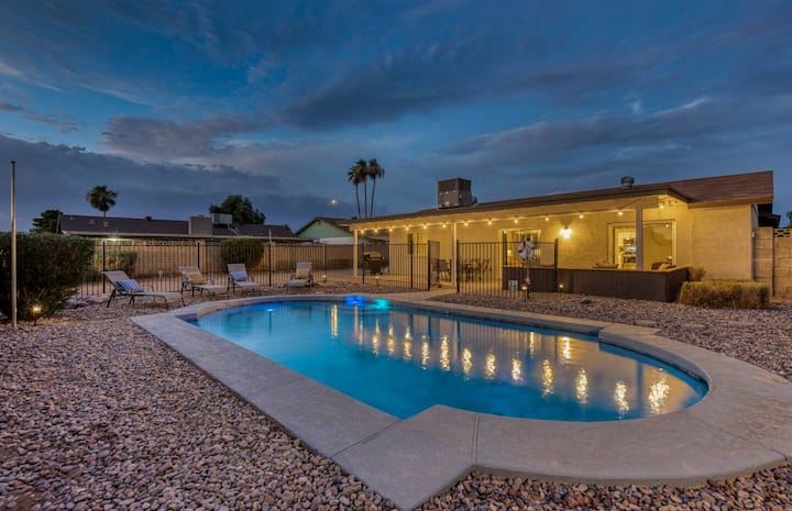 Quiet & Peaceful Home! With Heated Swimming Pool - Mesa, AZ