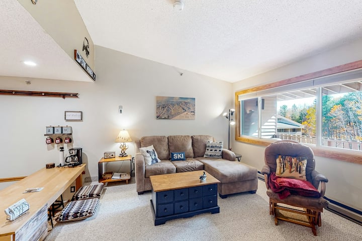 1br Ski In/out Mountainview 3rd-floor | Balcony - Bethel, ME