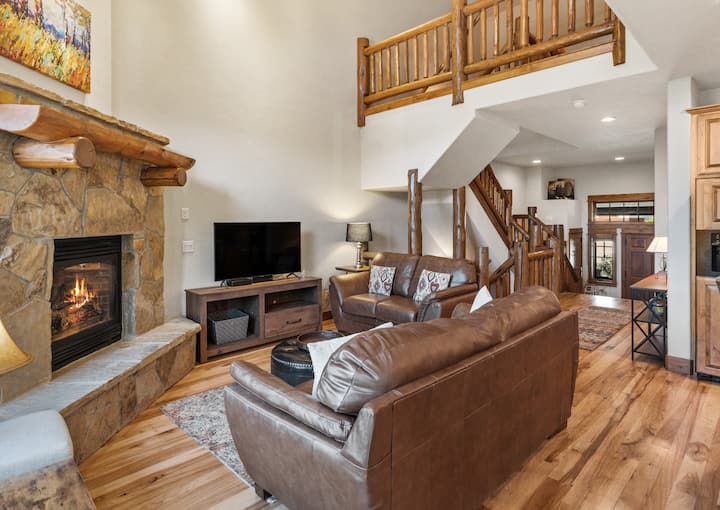 Stunning 4br Townhome Near Ski Area 1056 - Steamboat Springs