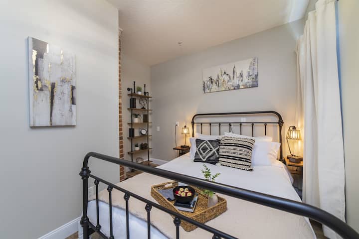 10min Drive To Beach|5min Walk To Downtown|queen - St. Augustine, FL