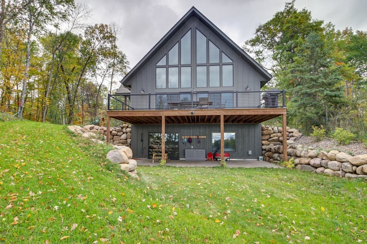 Pequot Lakes Retreat W/ Beach + Fire Pit! - Breezy Point, MN