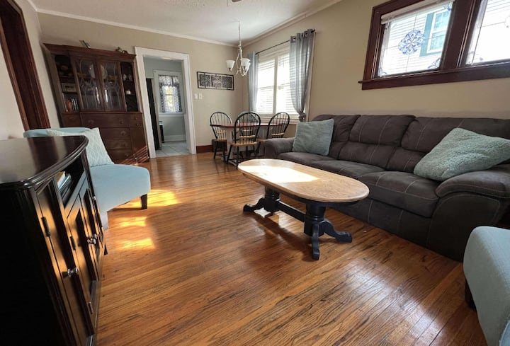 2bed 1bathhouse|wshr+dryer|safe Neighborhood - 蘇瀑