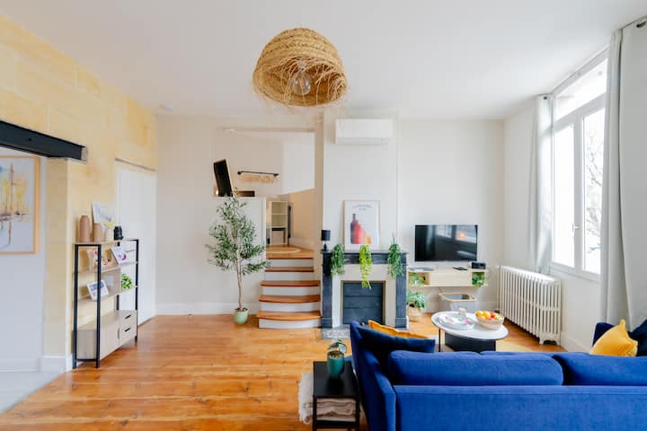 Harmony – Climatisé, Balcon, Tout à Pied - Libourne