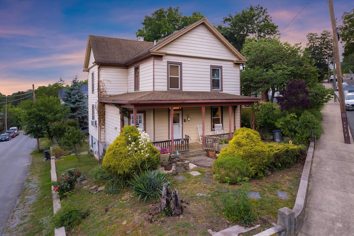 Oma's Garden Oasis-maison-salle De Bain Privée - Staunton, VA