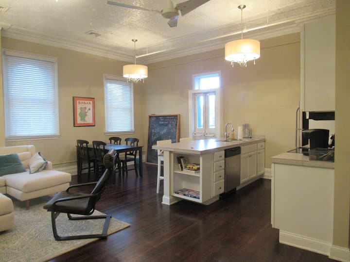 Center Sq. Loft In Converted Precinct W/ Parking - Albany, NY