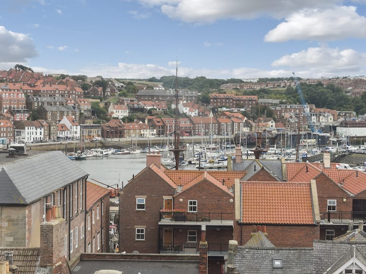 Coast Apartment - Robin Hood's Bay
