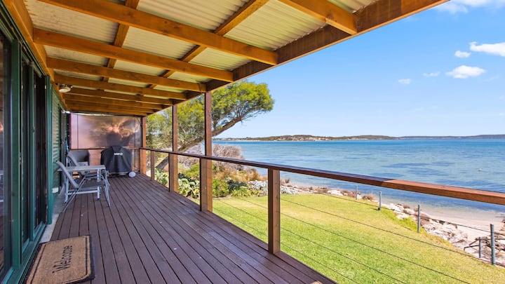 Kellidie Bliss Is Coffin Bay's Touch Of Paradise - - Coffin Bay