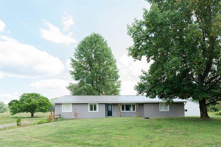 Luxury Villa With Gym & Trails - Pets Welcome! - Brown County, IN