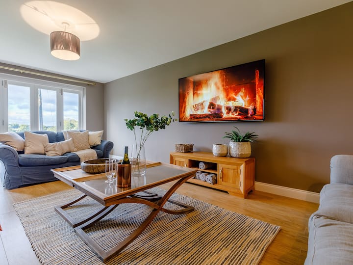 Molton House - Malvern