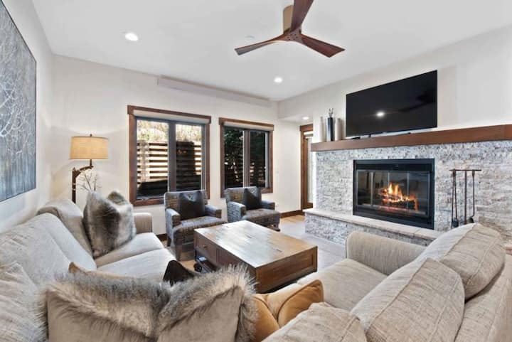 The Charter Beaver Creek A150 - Beaver Creek, CO