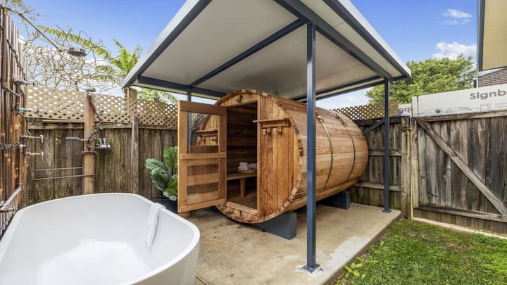 Chillax - Walk To Beach, Sauna, Pet-friendly - Coffs Harbour