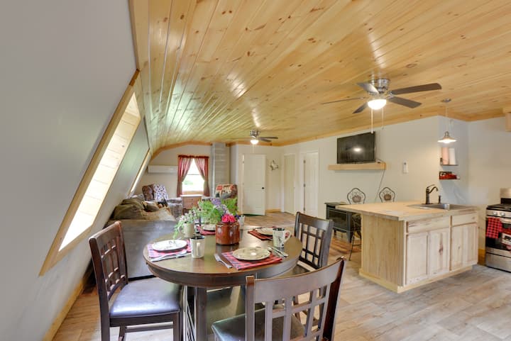 Pet-friendly Prospect Apartment: 7 Mi To Beach! - Belfast, ME