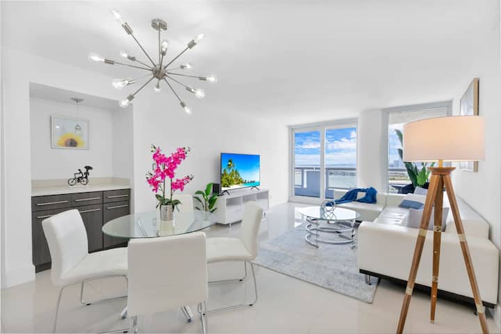 Premium Amenities | Long Stay Ideal | Staycozy - Miami