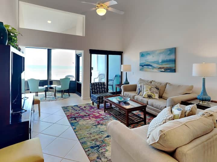 Palm Beach Club #236 | Water + Gulf Views, Balcony - Gulf Breeze, FL