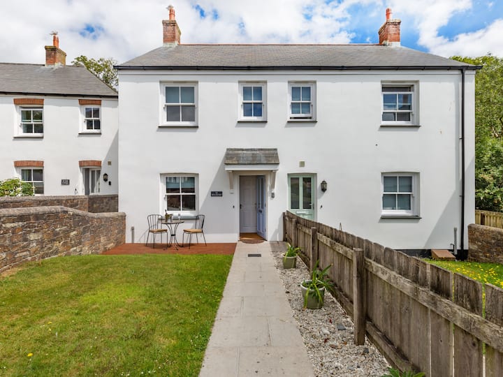 Sea Echo By Interhome - St Austell