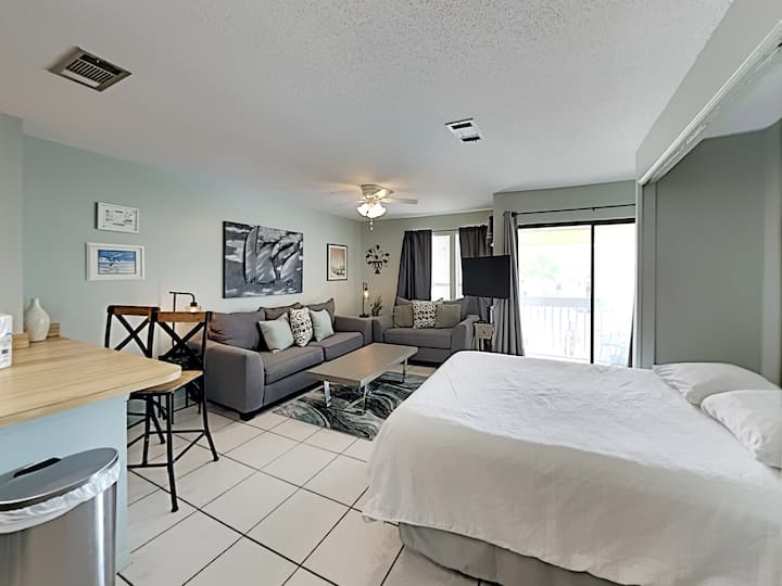 Sandpiper Cove #8210 | Quick Beach Access! - Destin, FL