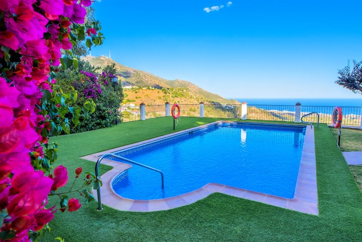 2 Terraces And Amazing Seaviews. Pool, Garage - Mijas