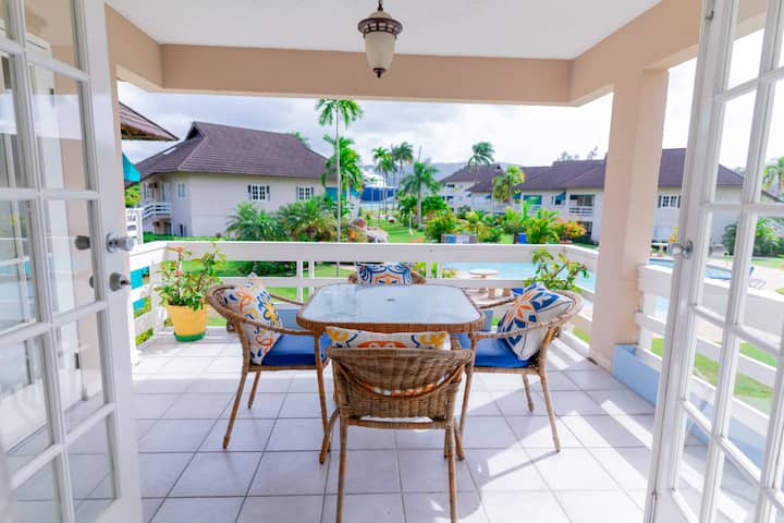 2br Poolfront In Mo'bay | Early Booker Discount - Montego Bay